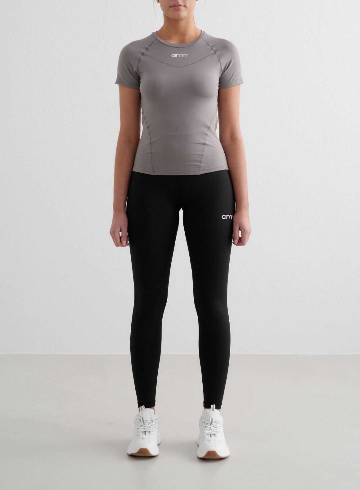 Concrete Soft Basic Short Sleeve – aim'n