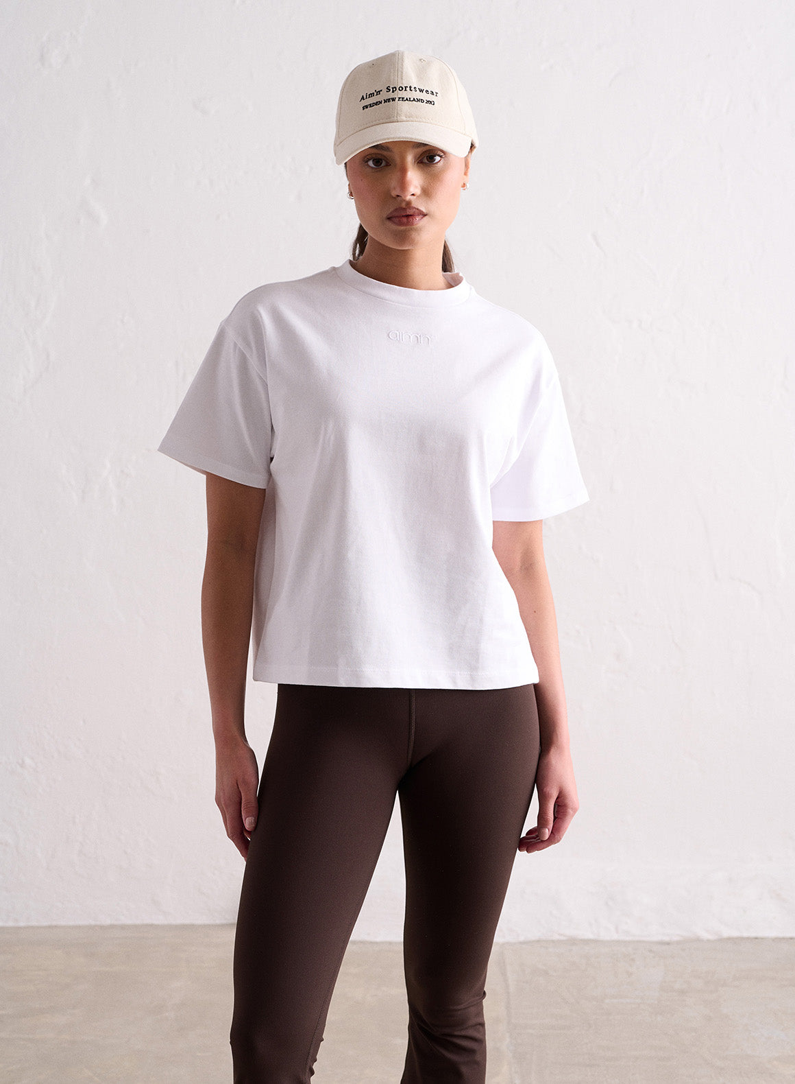 White Boxy T-shirt – aim'n
